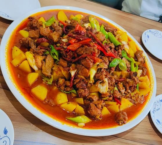 大盘鸡高清大图_怎么做才正宗-第2张图片-山城妙识