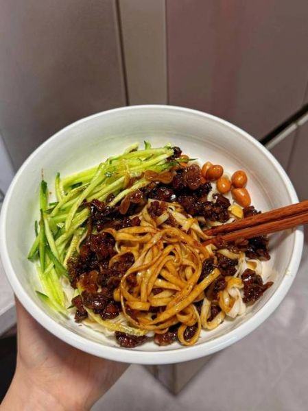 炸酱面的酱能放多久_炸酱面酱保存多久-第2张图片-山城妙识