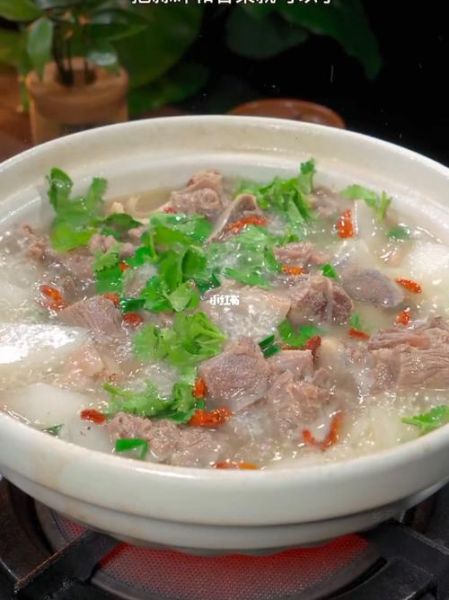 怎样炖羊肉汤又香又好吃_羊肉汤去膻增香技巧-第3张图片-山城妙识 怎样炖羊肉汤又香又好吃_羊肉汤去膻增香技巧-第3张图片-山城妙识