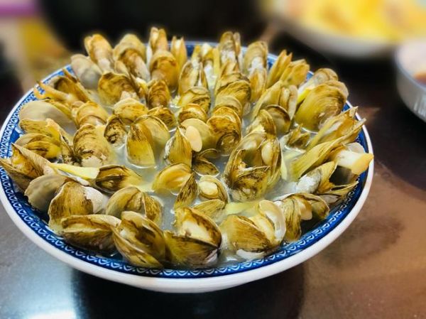 清蒸蛏子怎么做_清蒸蛏子需要焯水吗-第3张图片-山城妙识