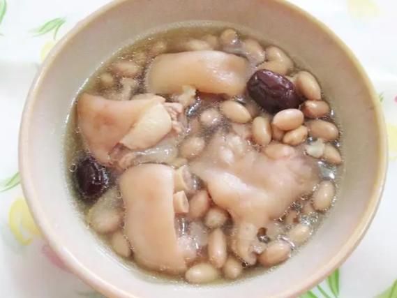 花生黄豆猪脚汤的做法_孕妇可以喝吗-第3张图片-山城妙识 花生黄豆猪脚汤的做法_孕妇可以喝吗-第3张图片-山城妙识