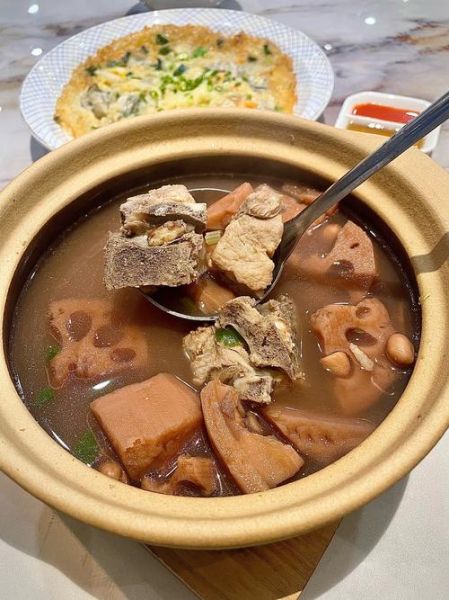 莲藕猪骨汤还可以放什么材料_莲藕猪骨汤加什么更鲜甜-第3张图片-山城妙识