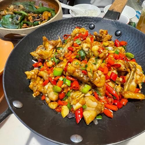 爆炒牛蛙怎么做好吃_爆炒牛蛙用焯水吗-第3张图片-山城妙识 爆炒牛蛙怎么做好吃_爆炒牛蛙用焯水吗-第3张图片-山城妙识