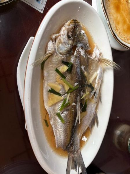 清蒸子鱼的做法大全_清蒸子鱼怎么做才鲜嫩-第1张图片-山城妙识