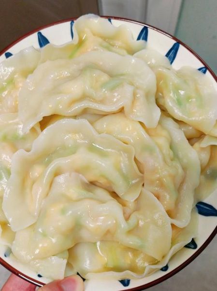 虾仁馅饺子怎么调馅好吃_虾仁饺子馅怎么调才鲜嫩-第3张图片-山城妙识