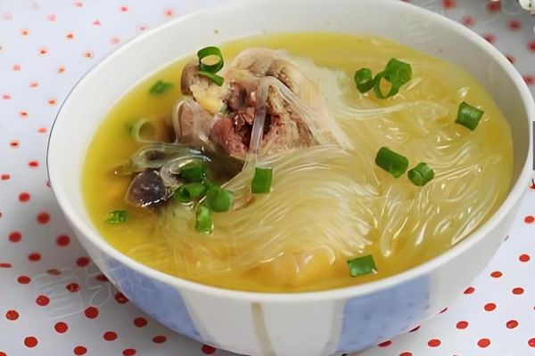粉丝鸡汤怎么做_粉丝鸡汤的做法窍门-第1张图片-山城妙识