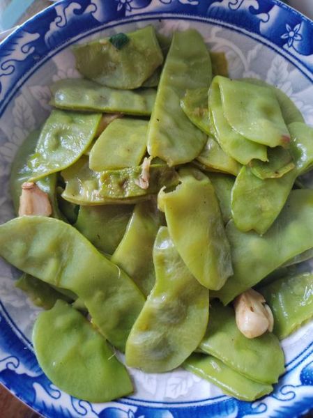 炒豌豆荚怎么炒才脆_豌豆荚焯水几分钟-第3张图片-山城妙识