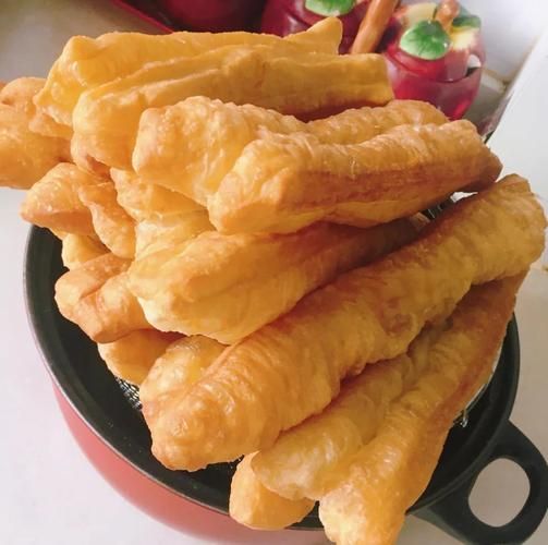 一斤面粉做油条放多少水_油条配方和做法-第3张图片-山城妙识 一斤面粉做油条放多少水_油条配方和做法-第3张图片-山城妙识