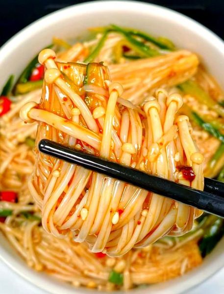 炒金针菇需要先焯水吗_焯水后口感差异-第3张图片-山城妙识