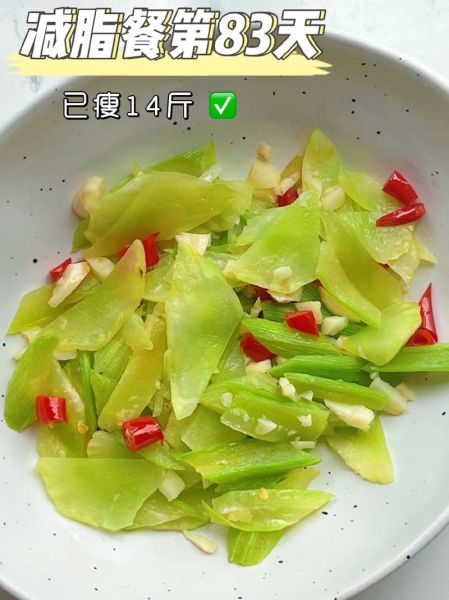 莴笋怎么炒才脆_莴笋炒脆的秘诀-第1张图片-山城妙识