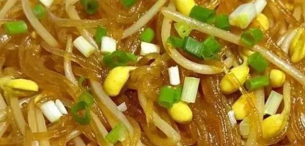 绿豆芽炒粉条怎么做_绿豆芽炒粉条的家常做法-第3张图片-山城妙识