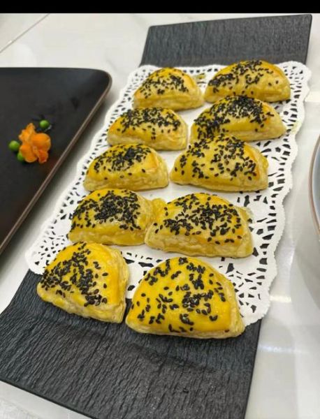 正宗榴莲酥怎么做_榴莲酥酥皮配方-第1张图片-山城妙识