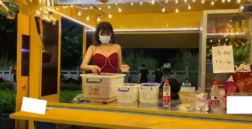 桂林龙门大桥凉粉西施在哪_凉粉西施营业时间-第3张图片-山城妙识