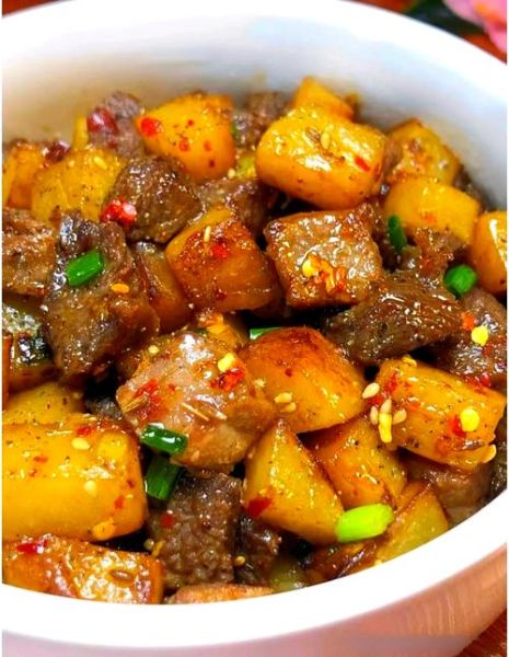 孜然牛肉粒怎么做才嫩_孜然牛肉粒怎么炒好吃-第3张图片-山城妙识