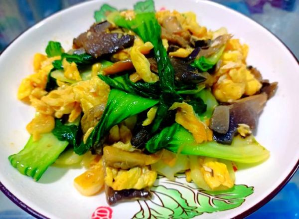 平菇炒油菜怎么做才好吃_平菇炒油菜的家常做法窍门-第1张图片-山城妙识 平菇炒油菜怎么做才好吃_平菇炒油菜的家常做法窍门-第1张图片-山城妙识