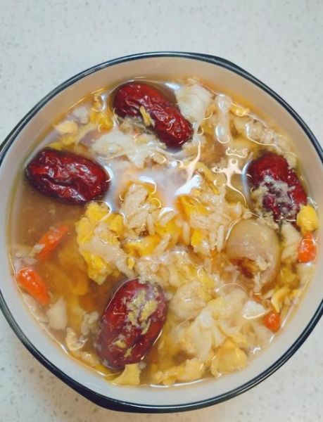 醪糟甜汤的做法大全_醪糟甜汤怎么煮不酸-第1张图片-山城妙识