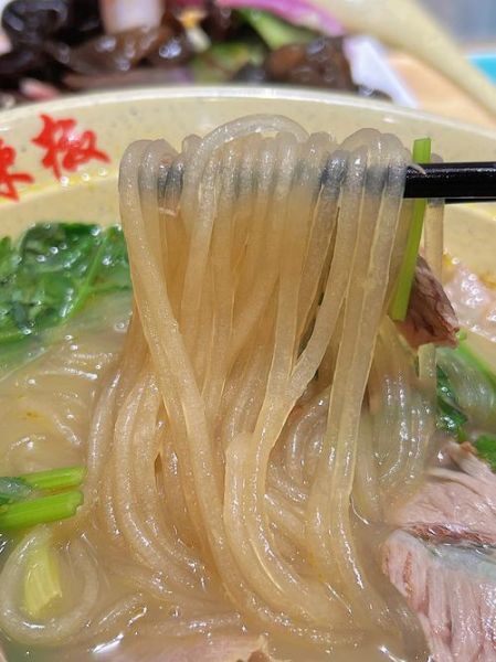 牛肉汤粉汤底怎么做_正宗配料有哪些-第3张图片-山城妙识 牛肉汤粉汤底怎么做_正宗配料有哪些-第3张图片-山城妙识