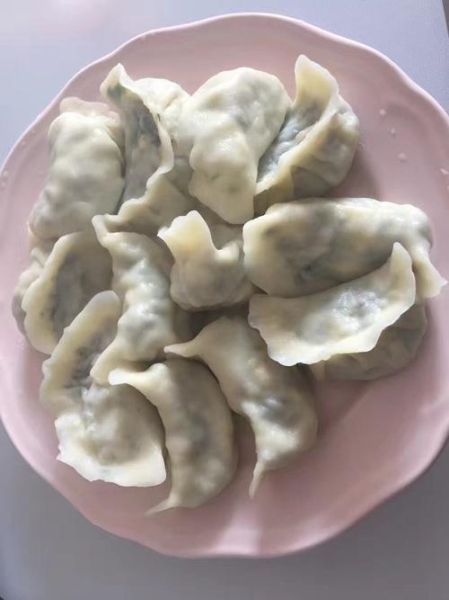 香菇油菜饺子馅怎么做_香菇油菜饺子馅的详细做法-第3张图片-山城妙识