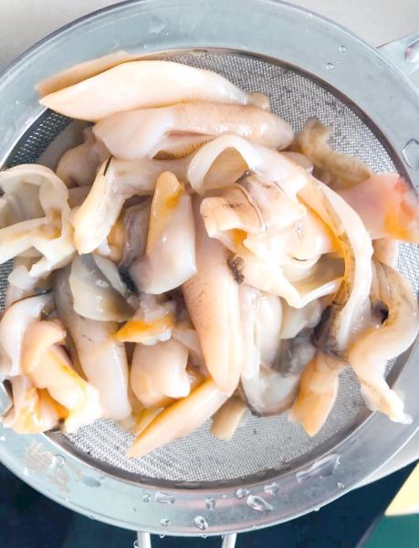 蛏子王怎么洗内脏_蛏子王内脏清理步骤-第2张图片-山城妙识