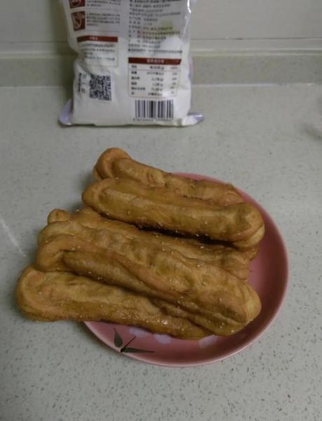 家庭油条怎么做_油条蓬松酥脆的秘诀-第2张图片-山城妙识