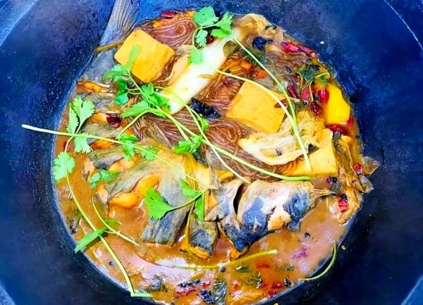 垮炖鱼的家常做法_怎么炖不腥-第3张图片-山城妙识