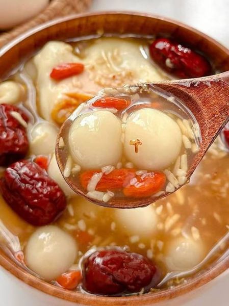 酒糟小汤圆的甜汤怎么做_酒糟小汤圆甜汤做法窍门-第3张图片-山城妙识