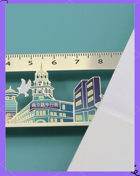 上海纪念品送女孩子什么好_上海特色礼物推荐-第3张图片-山城妙识