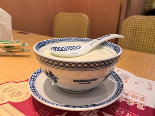 姜撞奶味道怪吗_姜撞奶为什么有辛辣味-第1张图片-山城妙识