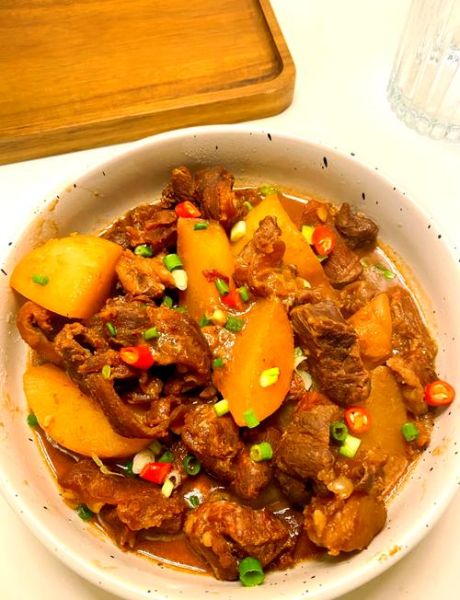 牛腩炖萝卜怎么做好吃又烂_牛腩炖萝卜最忌什么-第1张图片-山城妙识