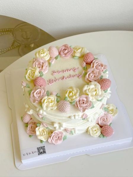 最好看的蛋糕怎么做_最好看的蛋糕需要哪些材料-第2张图片-山城妙识