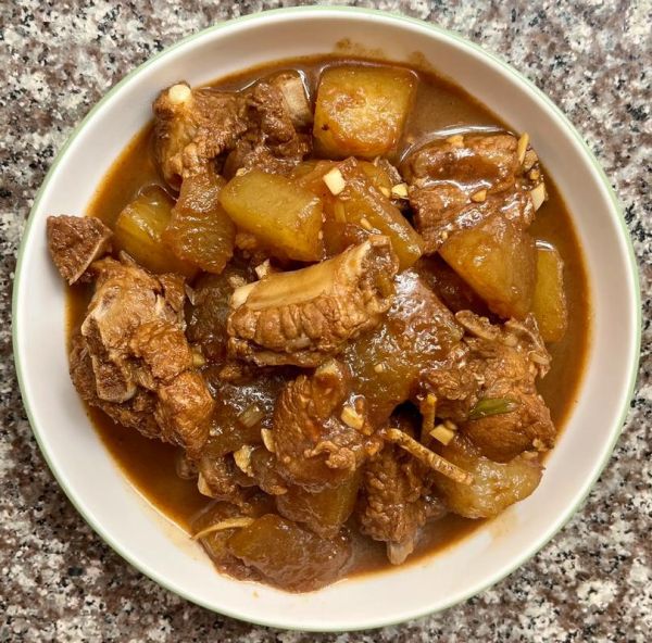 红烧排骨冬瓜怎么做_冬瓜红烧排骨的家常做法-第1张图片-山城妙识