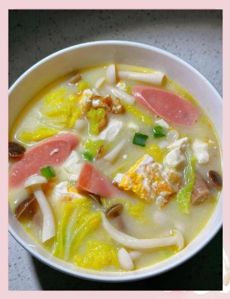 砂锅素什锦怎么做好吃_砂锅素什锦需要焯水吗-第1张图片-山城妙识