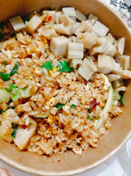 南京炒饭哥是谁_南京炒饭哥为什么这么火-第3张图片-山城妙识