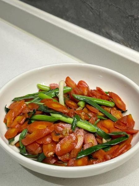 胡萝卜炒菜怎么炒好吃_胡萝卜炒菜的营养价值-第3张图片-山城妙识