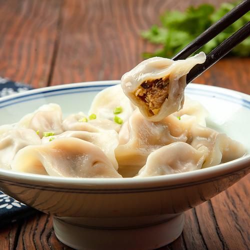 牛肉馅饺子配什么菜_牛肉饺子搭配什么蔬菜-第2张图片-山城妙识