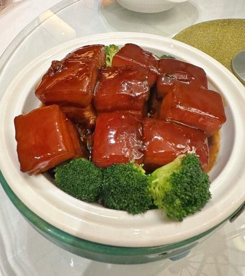 东坡肉是哪个省的特色菜_东坡肉起源于哪里-第1张图片-山城妙识