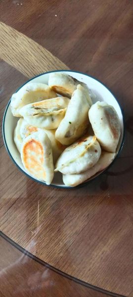 水煎饺怎么煎_不粘锅不破皮技巧-第3张图片-山城妙识