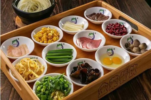 过桥米线高汤怎么做_正宗汤料配方-第3张图片-山城妙识