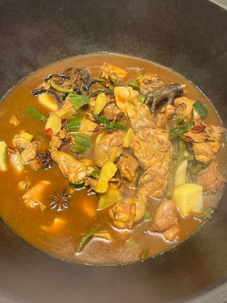 炖鸡的做法大全_炖鸡需要焯水吗-第2张图片-山城妙识