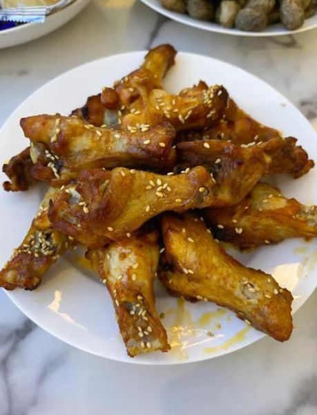 烤箱烤鸡翅根需要多长时间_烤箱烤鸡翅根温度多少合适-第2张图片-山城妙识
