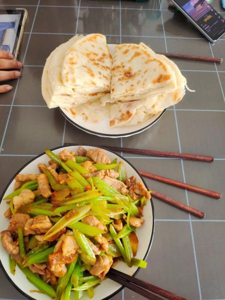 怎么烙饼好吃_烙饼软嫩不硬的技巧-第2张图片-山城妙识