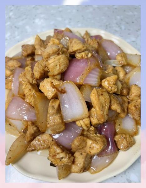 洋葱适合和什么一起炒_洋葱炒什么好吃-第1张图片-山城妙识