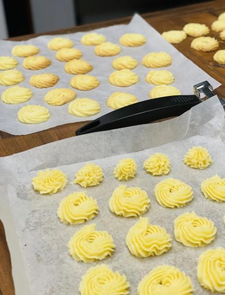 黄油曲奇怎么做才酥脆_黄油曲奇配方窍门-第1张图片-山城妙识