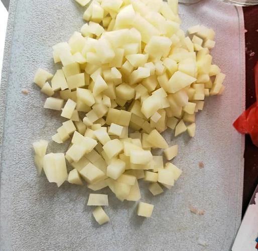 没有肉的土豆怎样炖好吃_不放肉也能香浓的秘诀-第2张图片-山城妙识 没有肉的土豆怎样炖好吃_不放肉也能香浓的秘诀-第2张图片-山城妙识