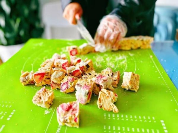 手工牛轧糖保质期一般多久_如何正确保存-第1张图片-山城妙识 手工牛轧糖保质期一般多久_如何正确保存-第1张图片-山城妙识