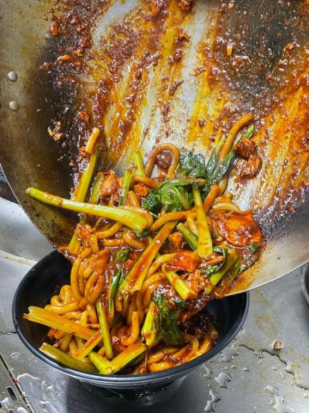 新疆爆辣炒米粉怎么做_正宗做法秘诀-第2张图片-山城妙识 新疆爆辣炒米粉怎么做_正宗做法秘诀-第2张图片-山城妙识