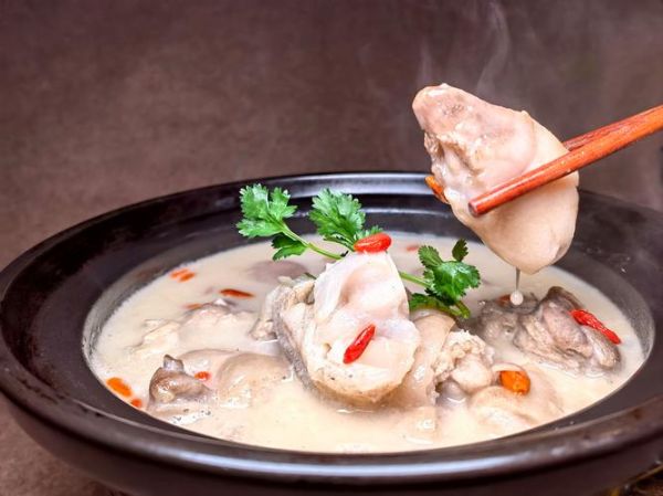 营养猪脚汤的做法大全_猪脚汤怎么炖才好吃不腻-第3张图片-山城妙识