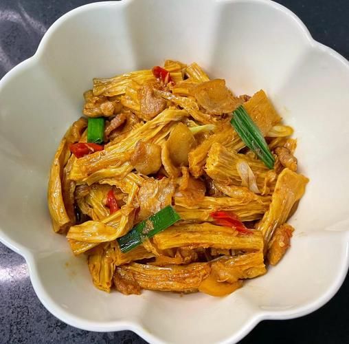 红烧腐竹怎么做才好吃_正宗做法步骤详解-第2张图片-山城妙识