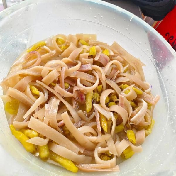 泡椒猪皮怎么做_泡椒猪皮需要焯水吗-第3张图片-山城妙识