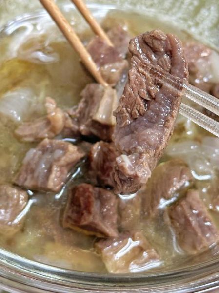 炖牛里脊肉怎么做好吃_家常炖牛里脊肉做法-第1张图片-山城妙识